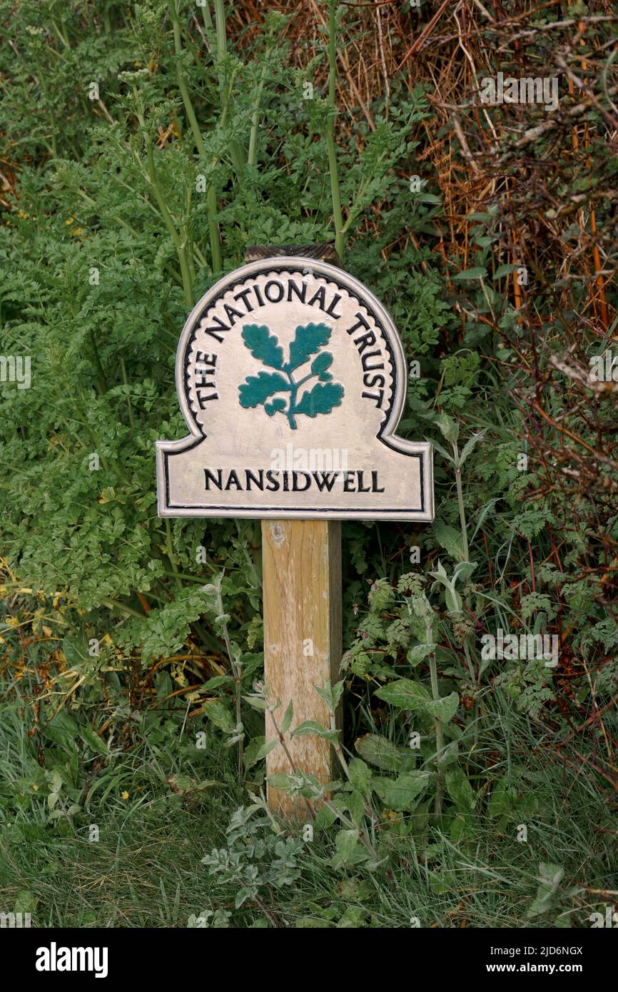 Bream cove Cornwall sunrise Stock Photo - Alamy