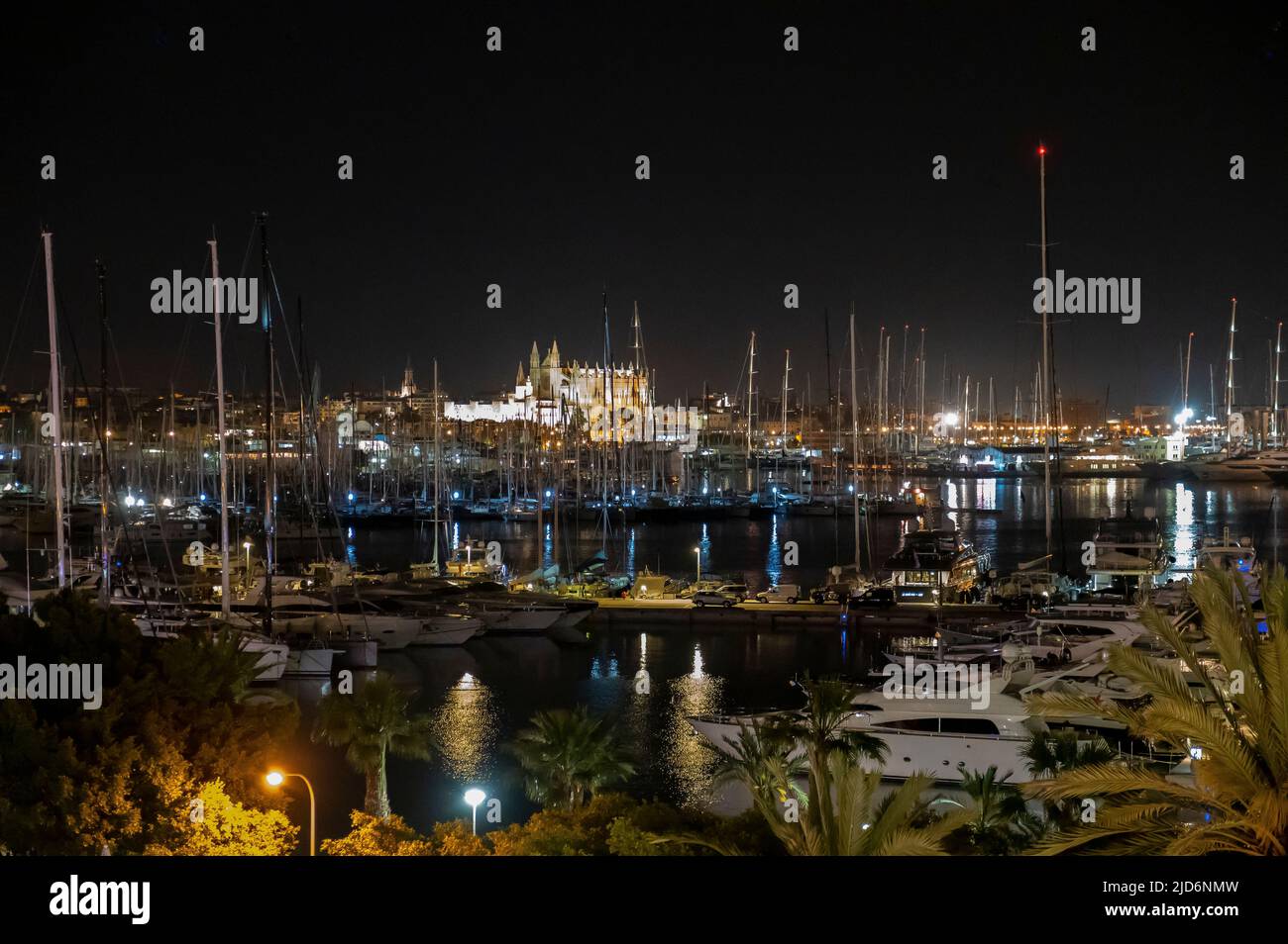Harbor highlights hi-res stock photography and images - Alamy