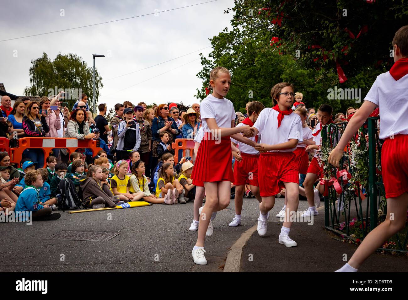 Appleton Thorn, Cheshire. 18 June 2022 - Bawming the Thorn in the ...