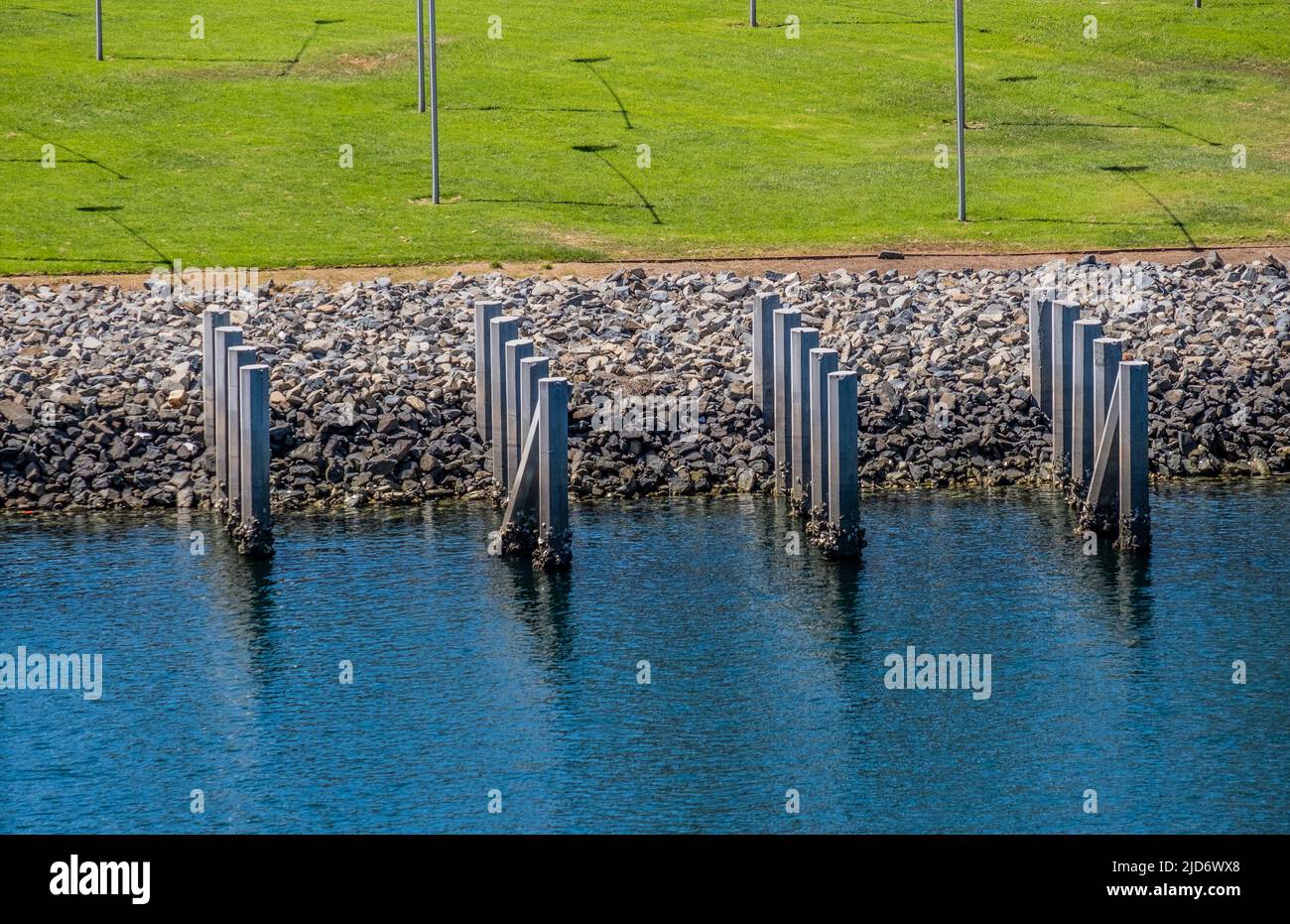 Port construction piling hi-res stock photography and images - Alamy