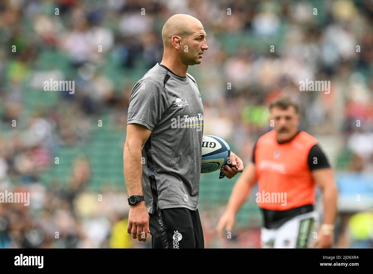 Steve Borthwick Head Coach of Leicester Tigers during pre match warm up ...