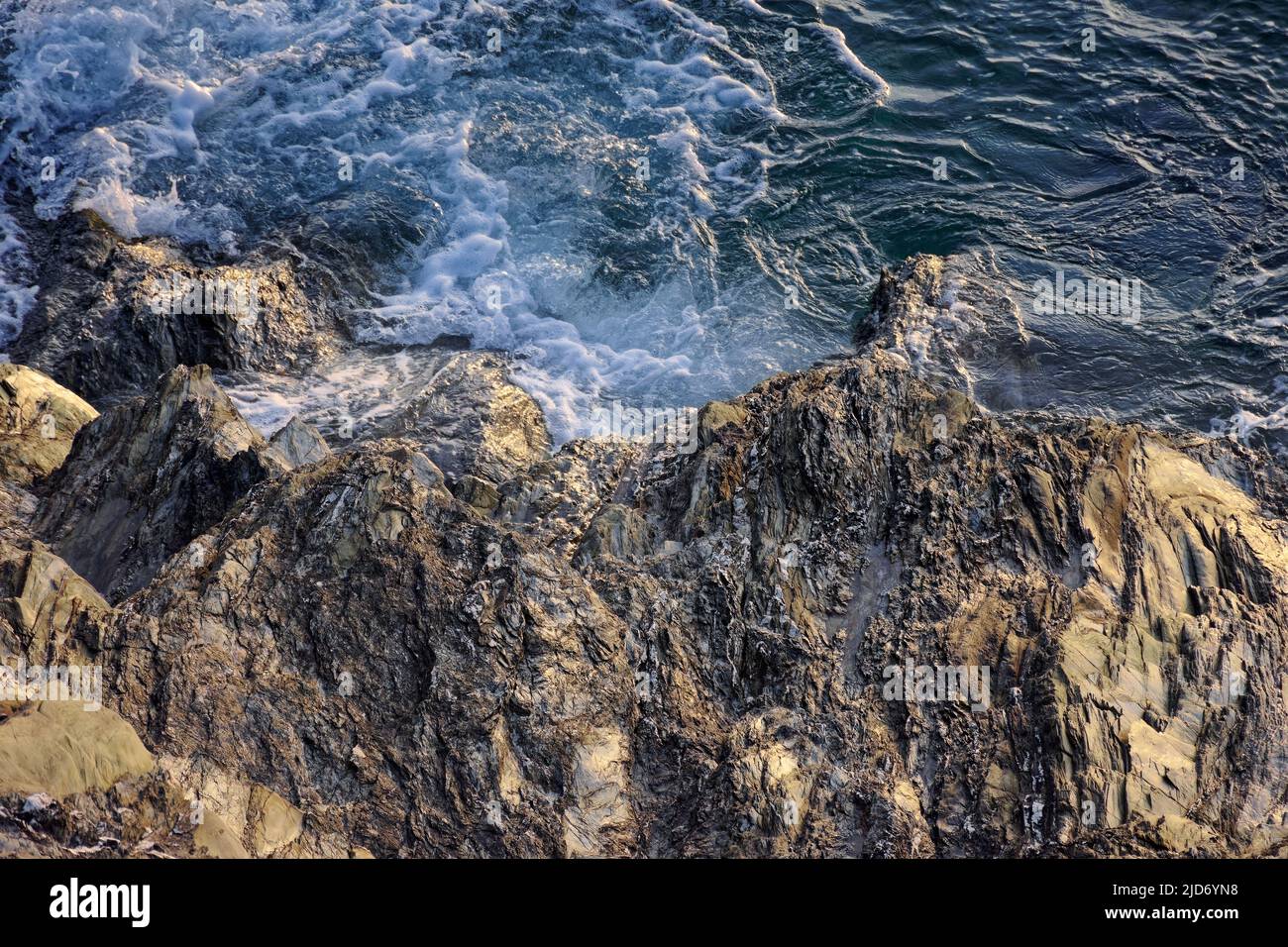 Bream cove Cornwall sunrise Stock Photo - Alamy