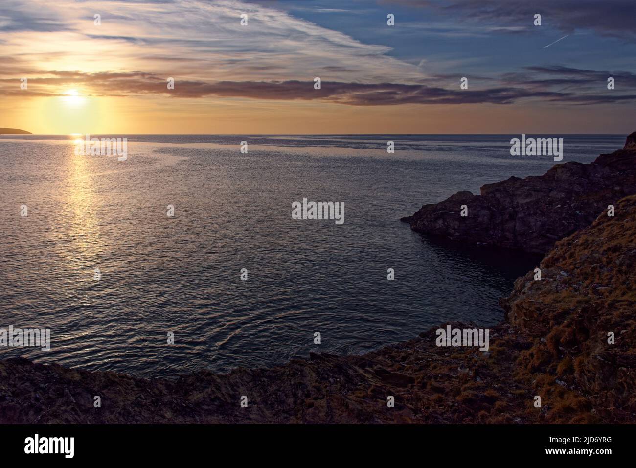 Bream cove Cornwall sunrise Stock Photo - Alamy