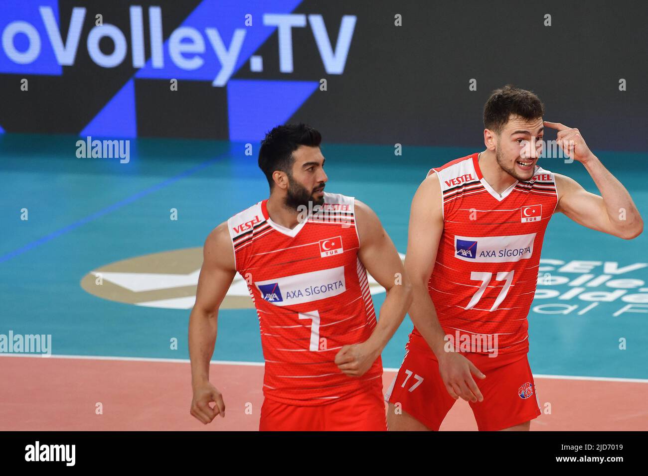 Vahit Emre Savas of Turkey and Bedirhan Bulbul of Turkey during CEV ...