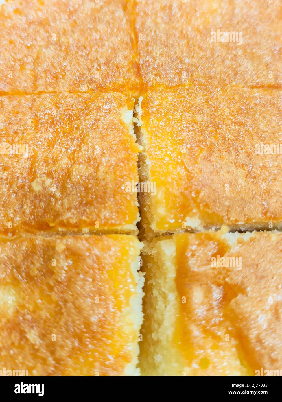 Square vanilla marble cake hi-res stock photography and images - Alamy
