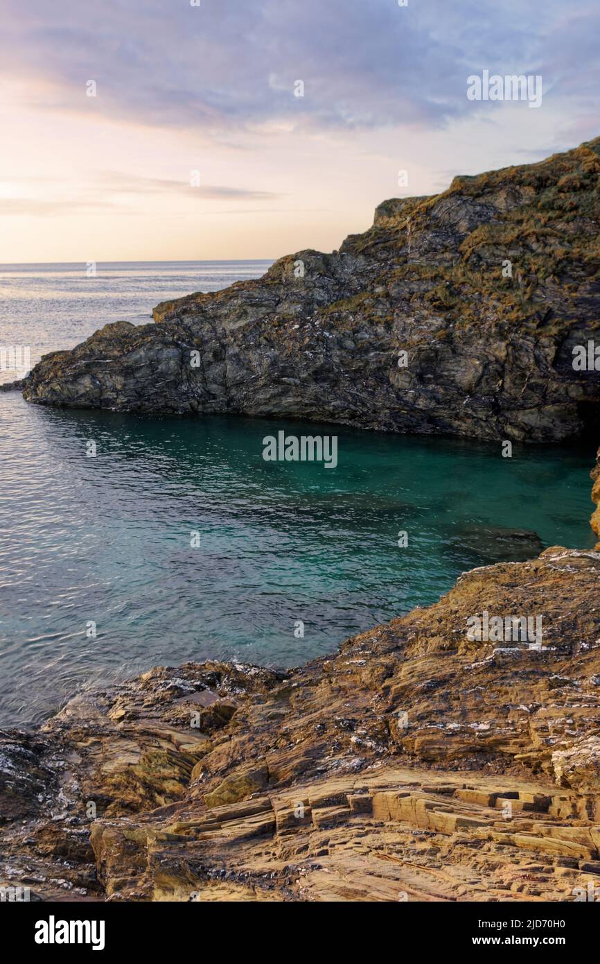 Bream cove Cornwall sunrise Stock Photo - Alamy