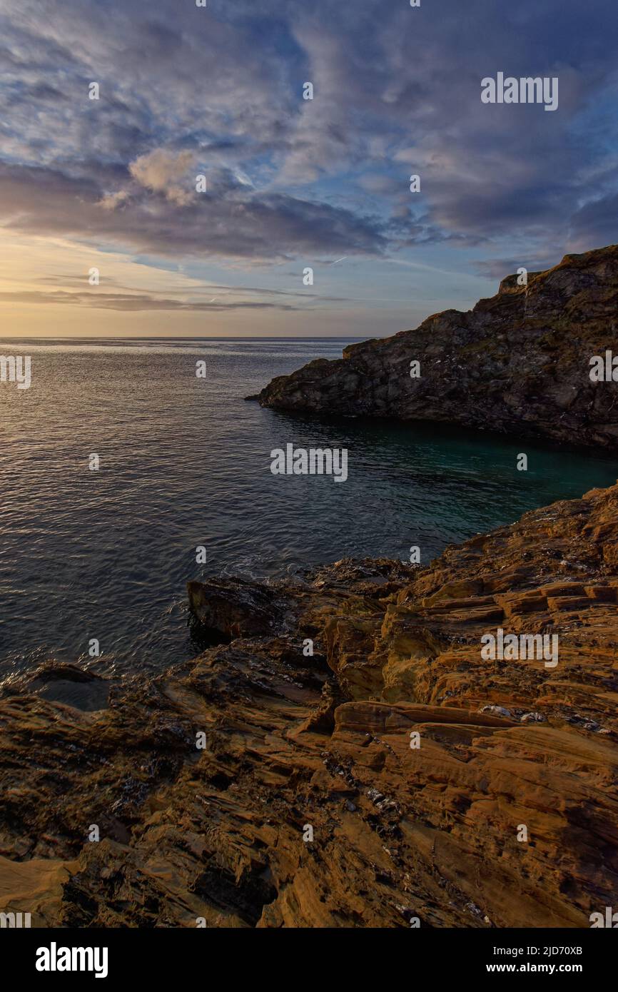 Bream cove Cornwall sunrise Stock Photo - Alamy