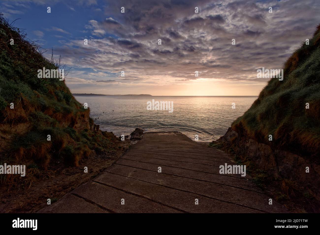 Bream cove Cornwall sunrise Stock Photo - Alamy