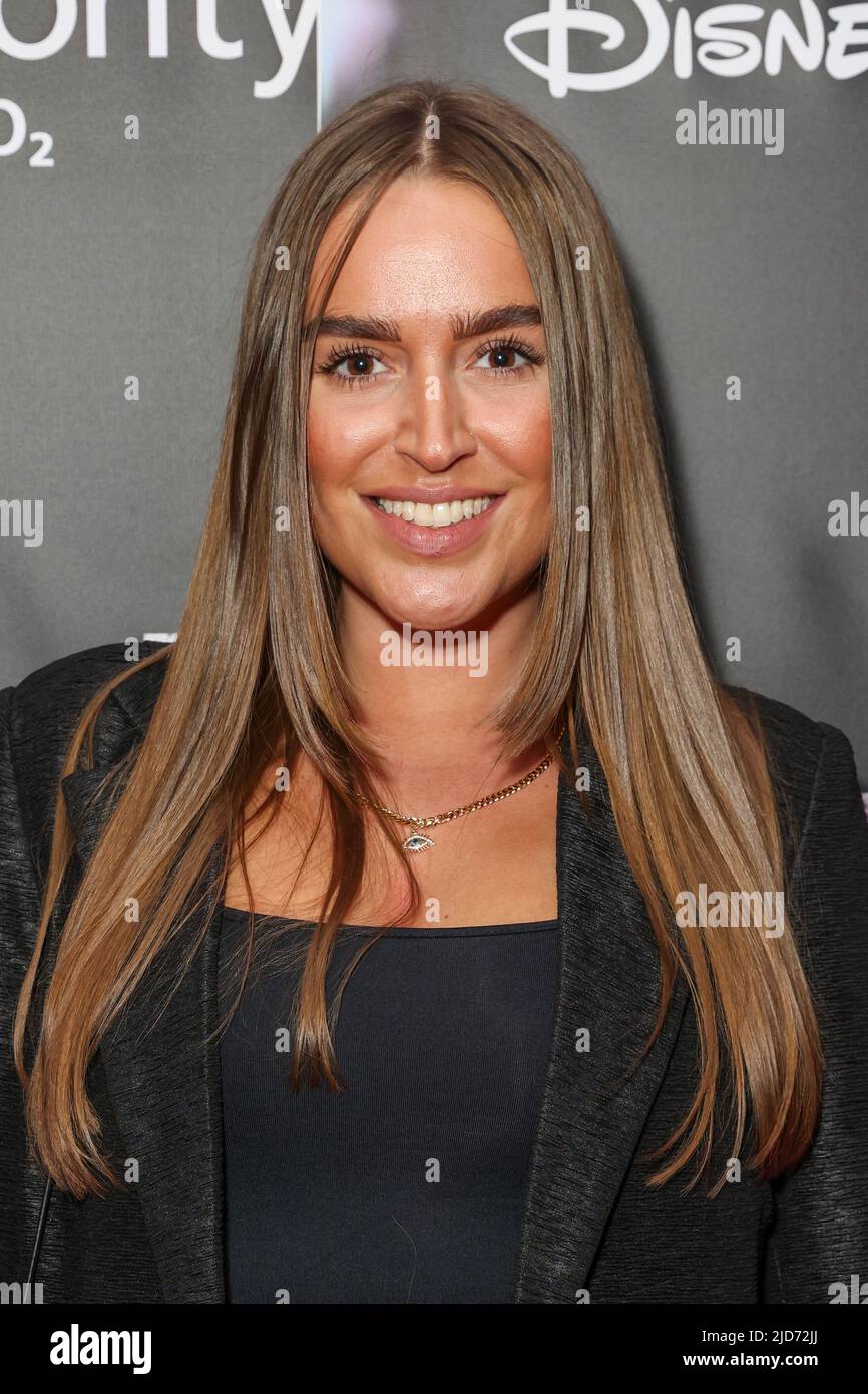 The Walking Dead season 11 premiere, red carpet VIP arrivals Featuring ...