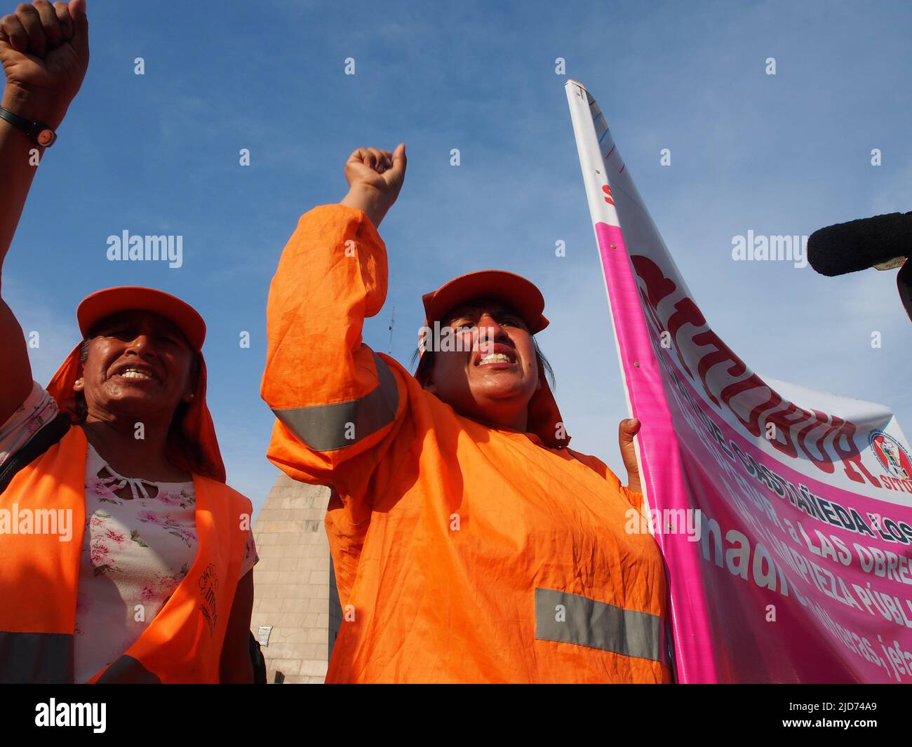International womens day peru hi-res stock photography and images - Alamy