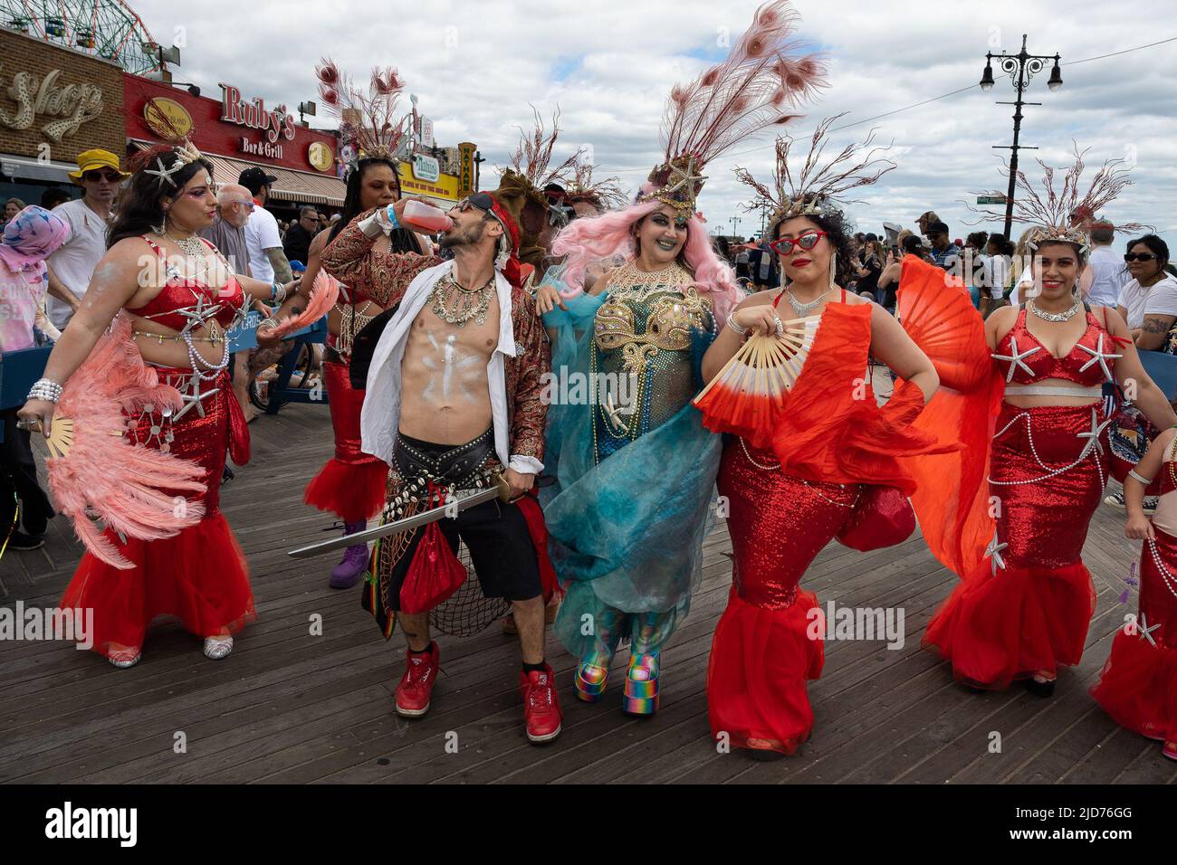 After a two-year pandemic hiatus, the famous Coney Island Mermaid ...