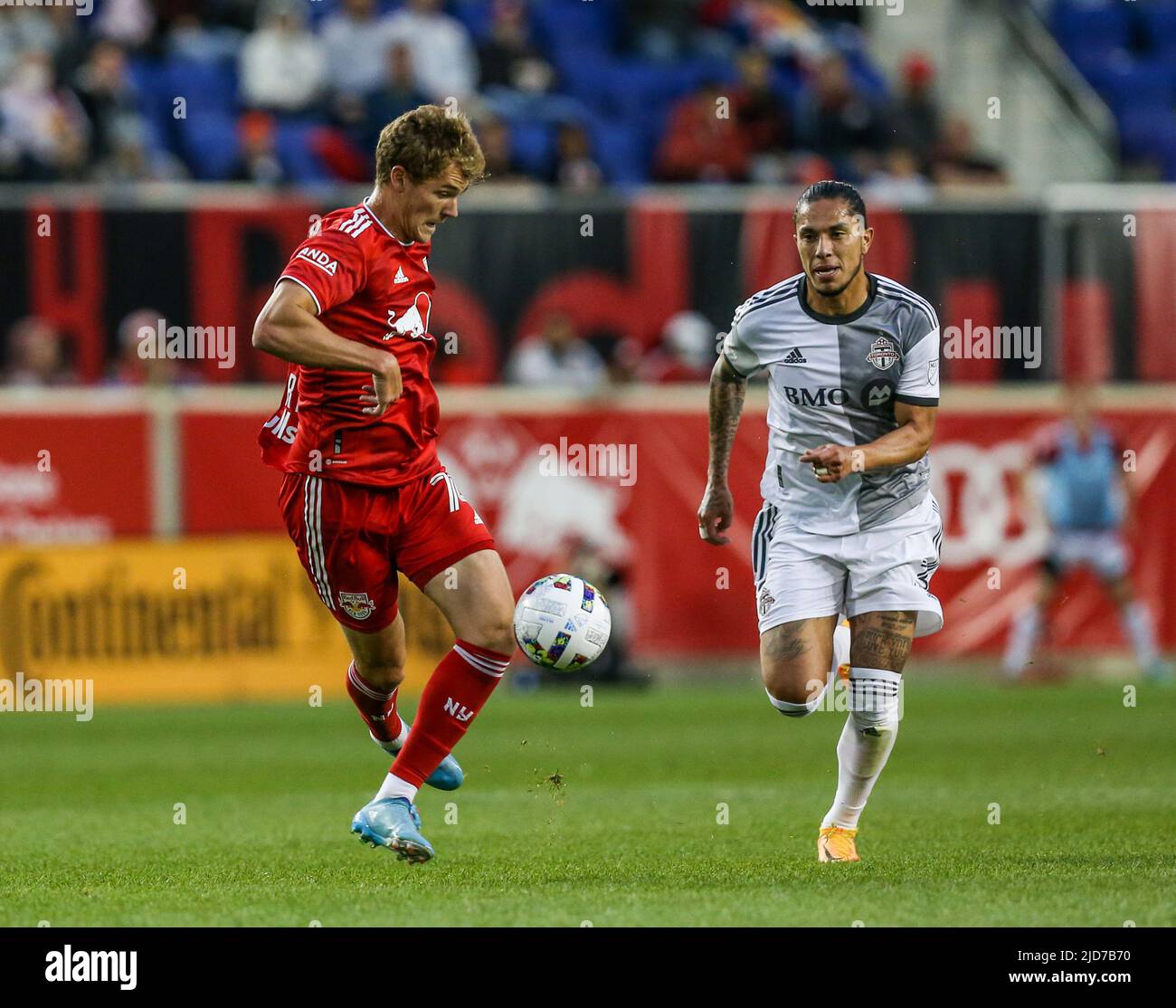 Harrison, NJ, USA. 18th June, 2022. New York Red Bulls forward Tom ...