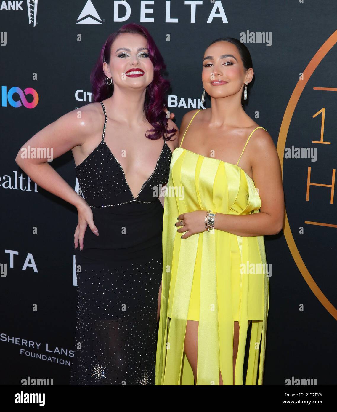 Hollywood, CA, USA. 18th June 2022. Abigail Barlow, Emily Bear arrives ...