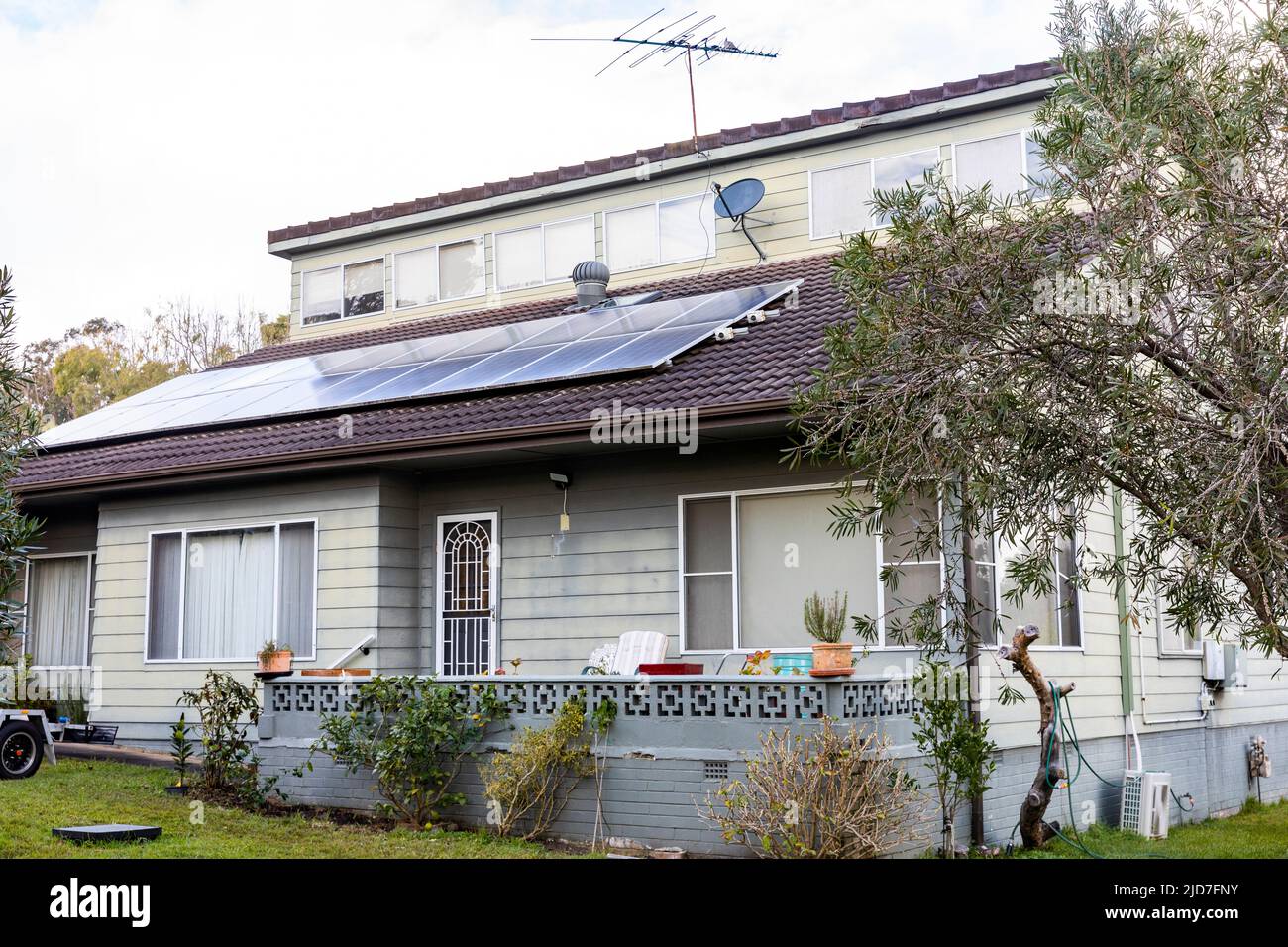 Australian home solar hi-res stock photography and images - Alamy