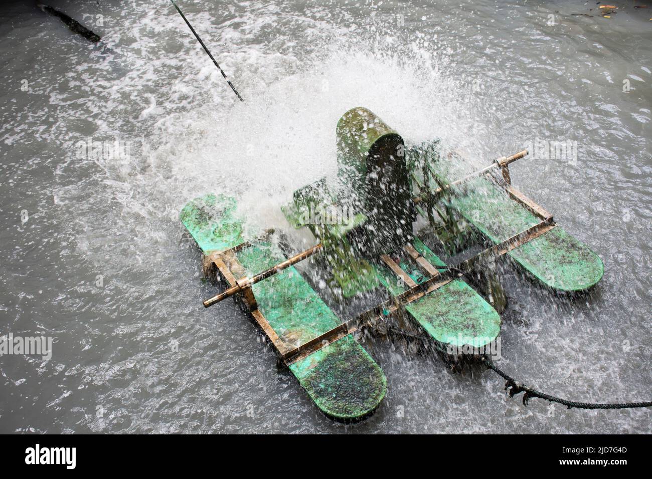 Oxygen generation surface aerator machinery in sludge wastewater ...