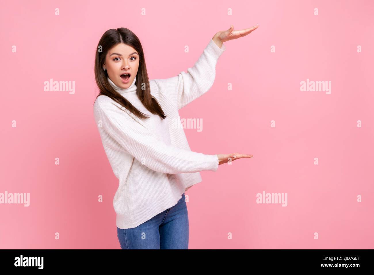 Surprised individual hi-res stock photography and images - Alamy