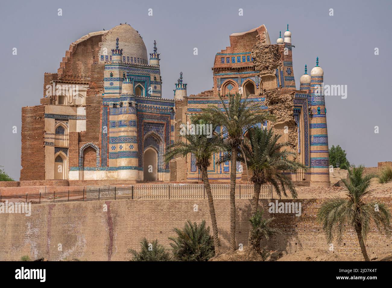 A beautiful View of Tomb of Bibi Jawindi in Punjab, Pakistan Stock ...