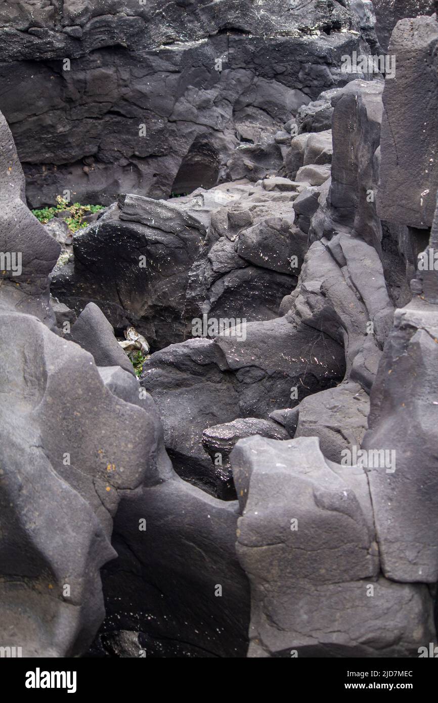 Rock formation, River side stones in water Stock Photo - Alamy
