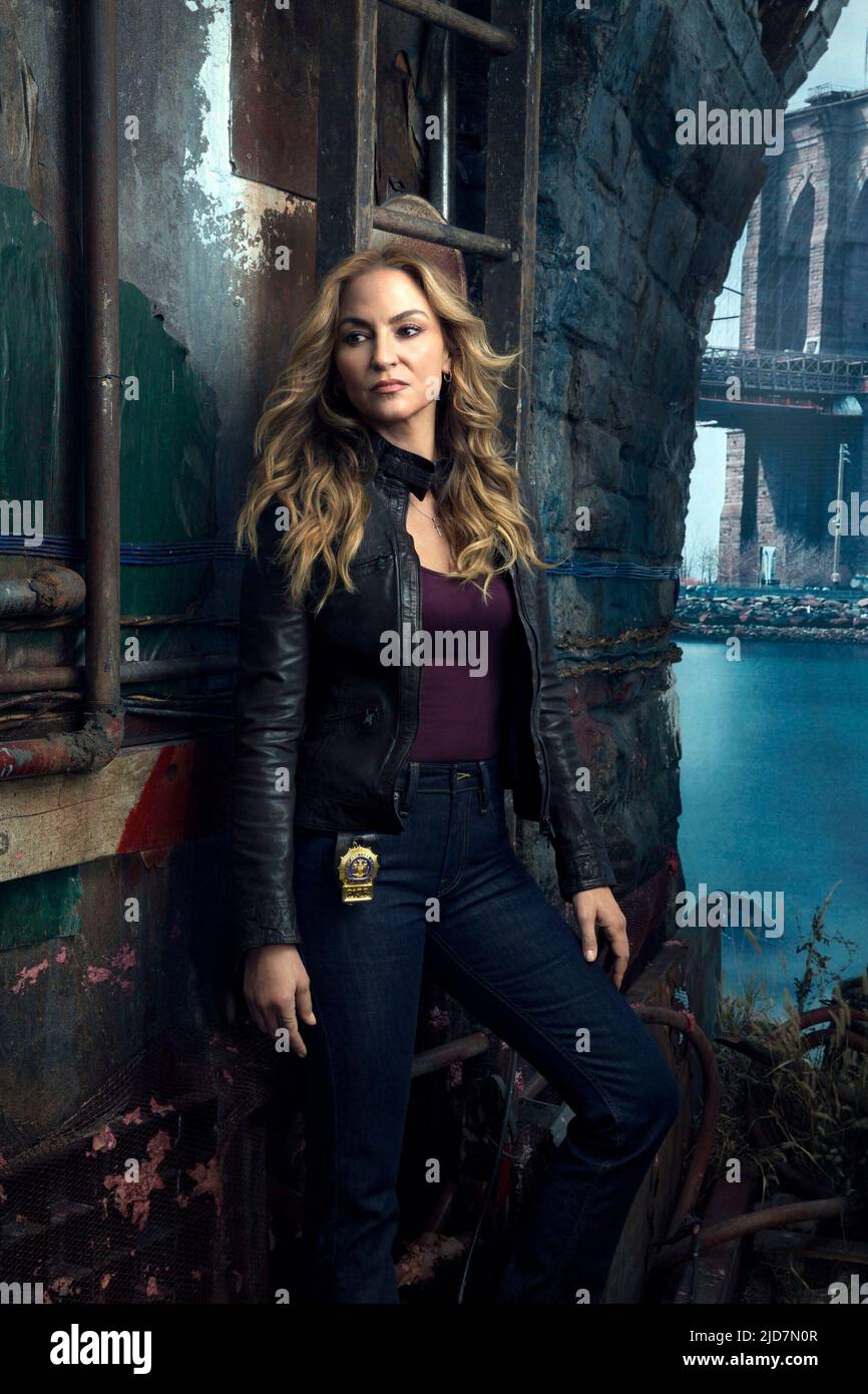 DREA DE MATTEO in SHADES OF BLUE (2016), directed by BARRY LEVINSON ...