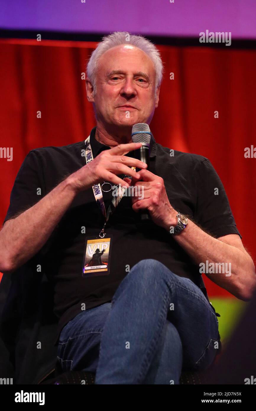 Brent Spiner 2022
