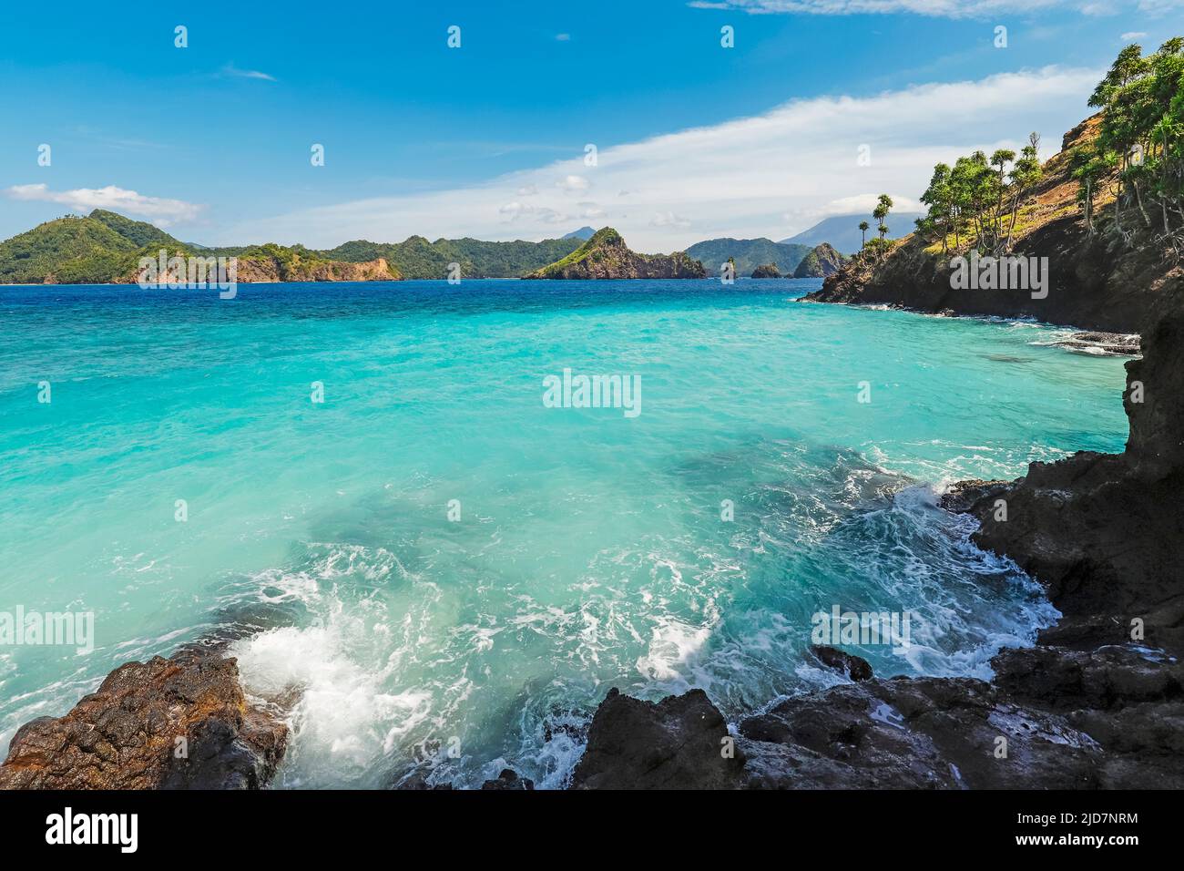 Beautiful turquoise sea at Mahoro Island with Masare & Pahepa Islands ...