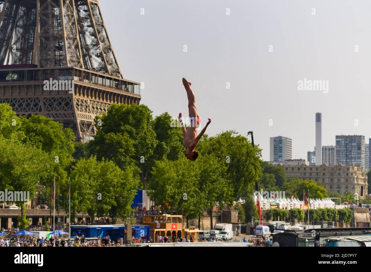 Gary Hunt, upon the Red Bull Cliff Diving, the biggest high-flying ...