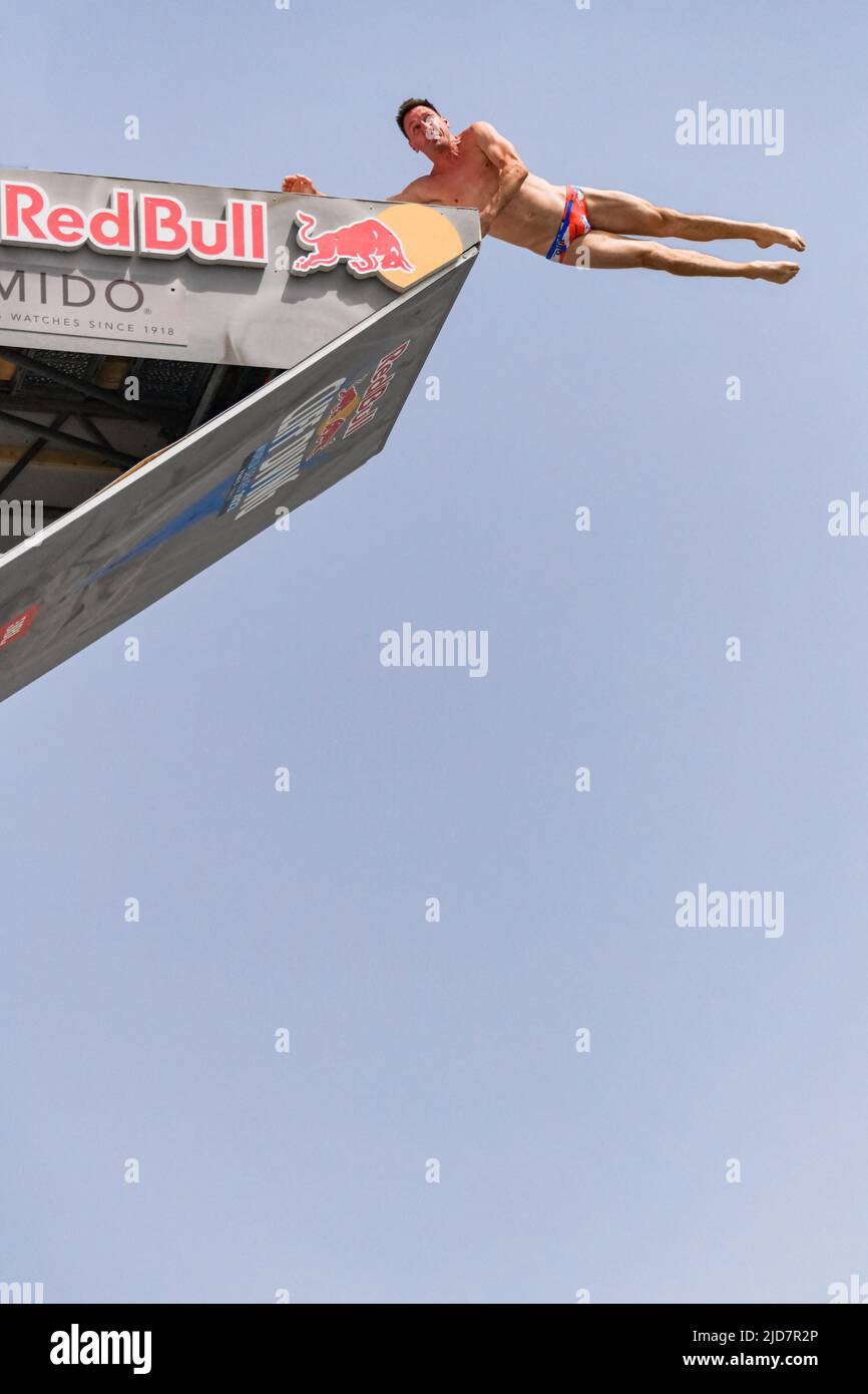 Red Bull Cliff Diving, the biggest high-flying diving competition in ...