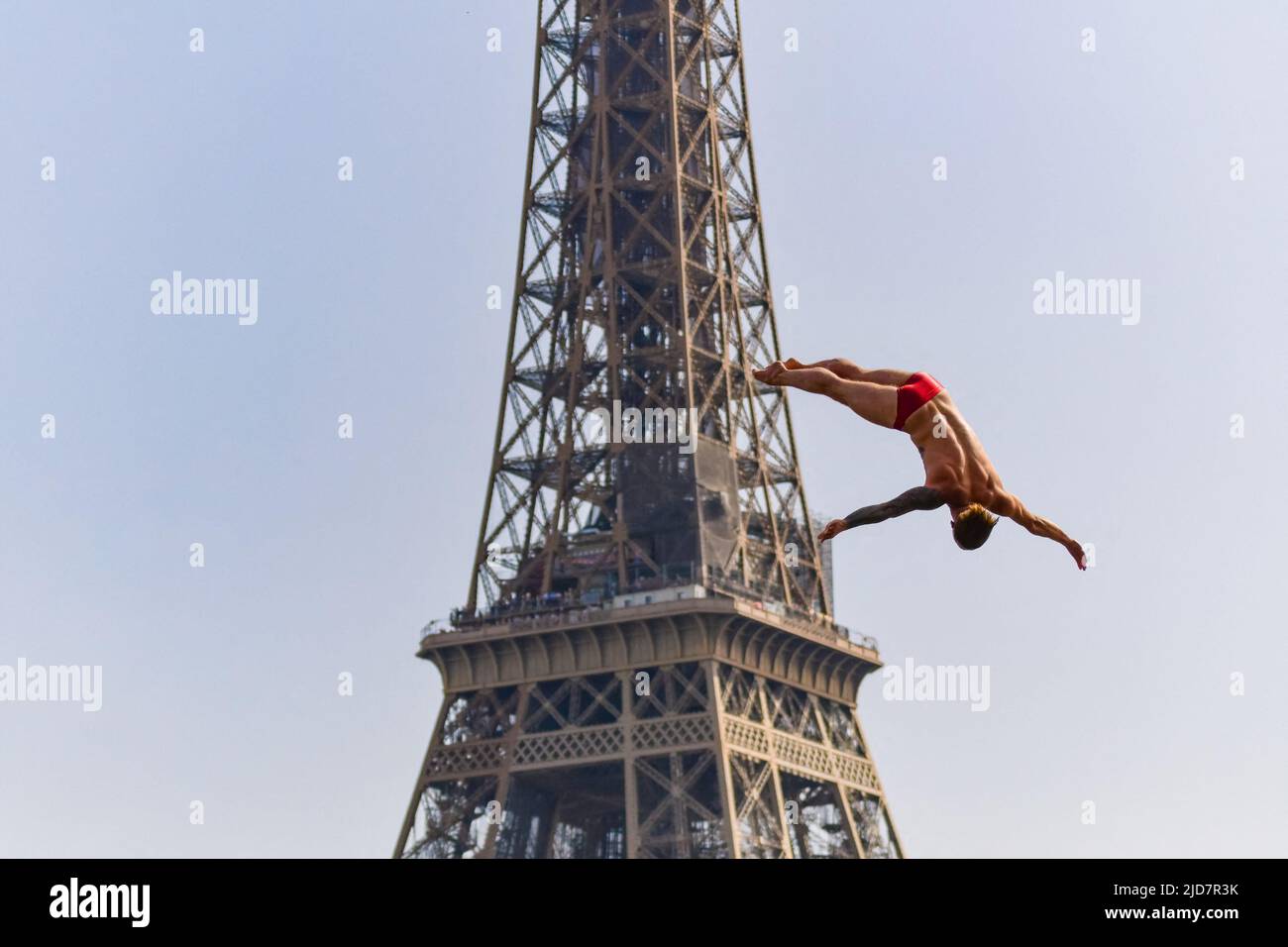 Red Bull Cliff Diving, the biggest high-flying diving competition in ...