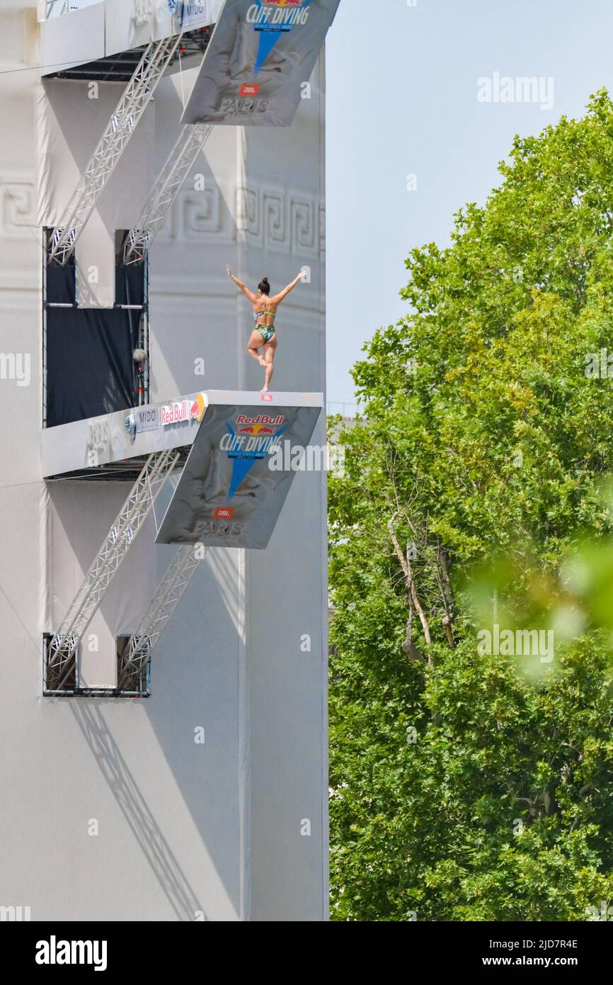 Red Bull Cliff Diving, the biggest high-flying diving competition in ...