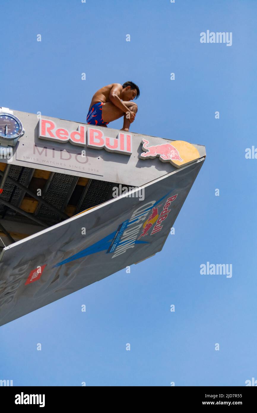 Red Bull Cliff Diving, the biggest high-flying diving competition in ...