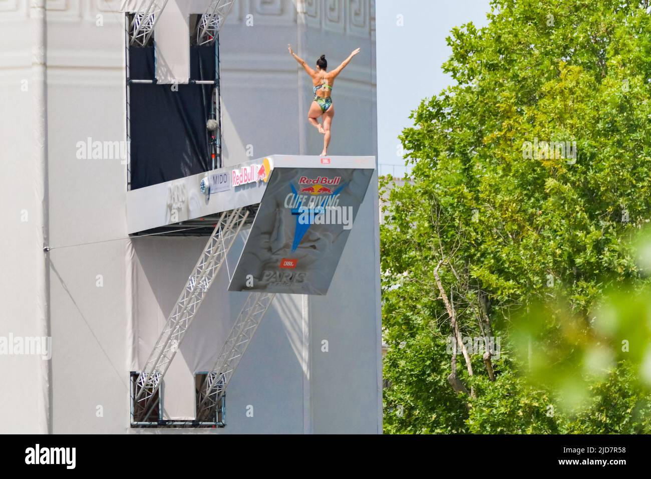 Red Bull Cliff Diving, the biggest high-flying diving competition in ...