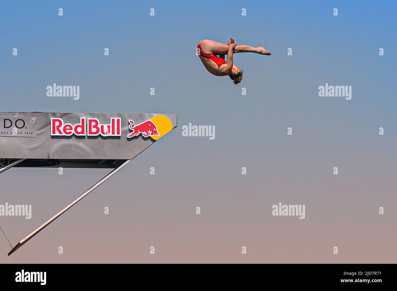 Ellie Townsend Smart during training for Red Bull Cliff Diving divers ...