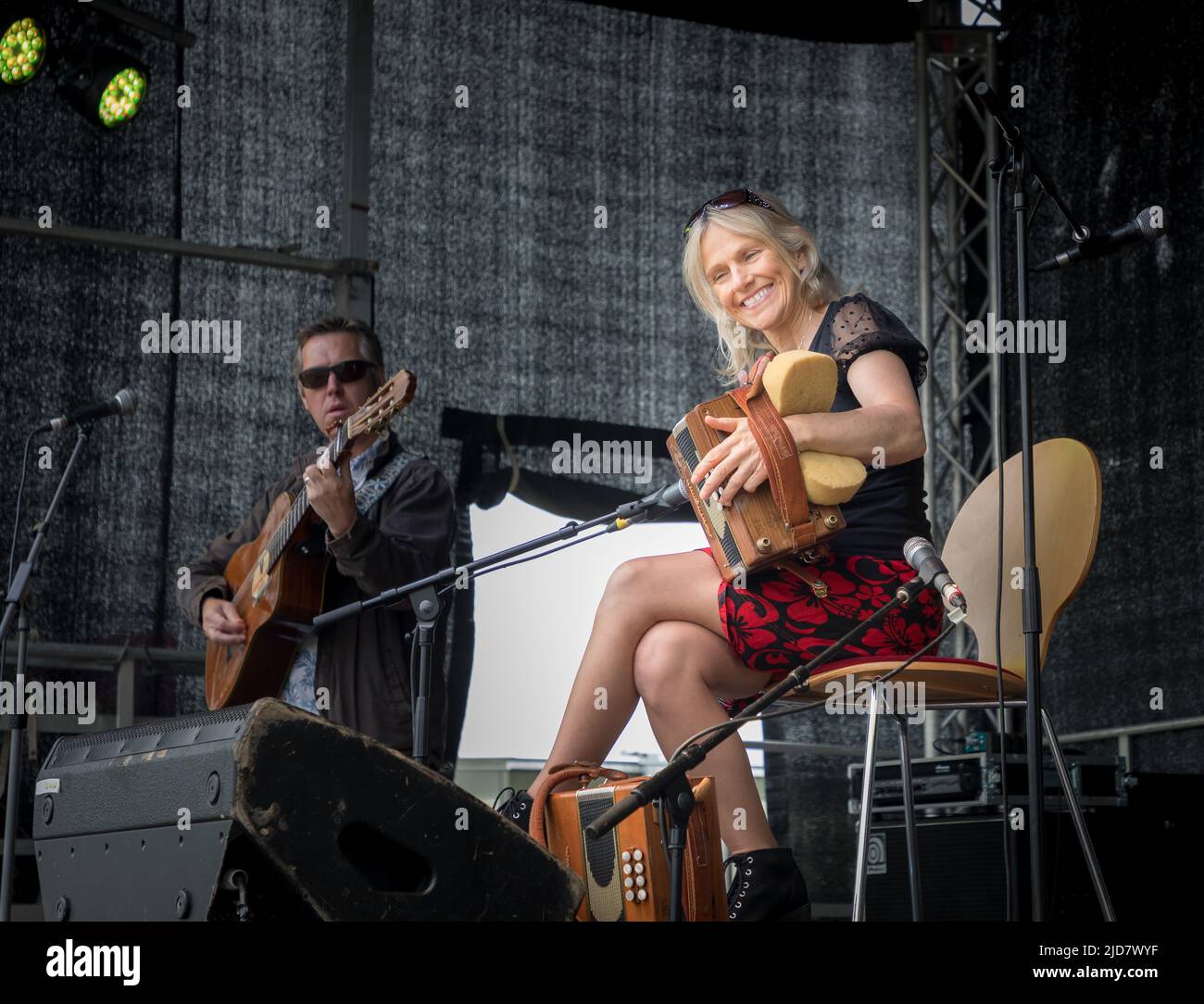 Cork, Ireland. 18th June, 2022. Sharon Shannon entertains the large ...