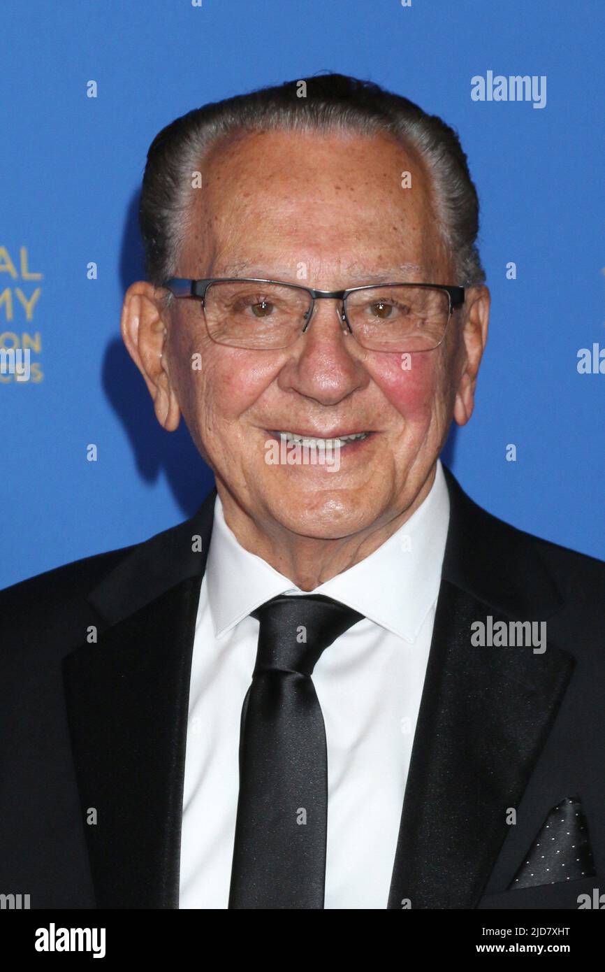 Judge frank caprio hi-res stock photography and images - Alamy