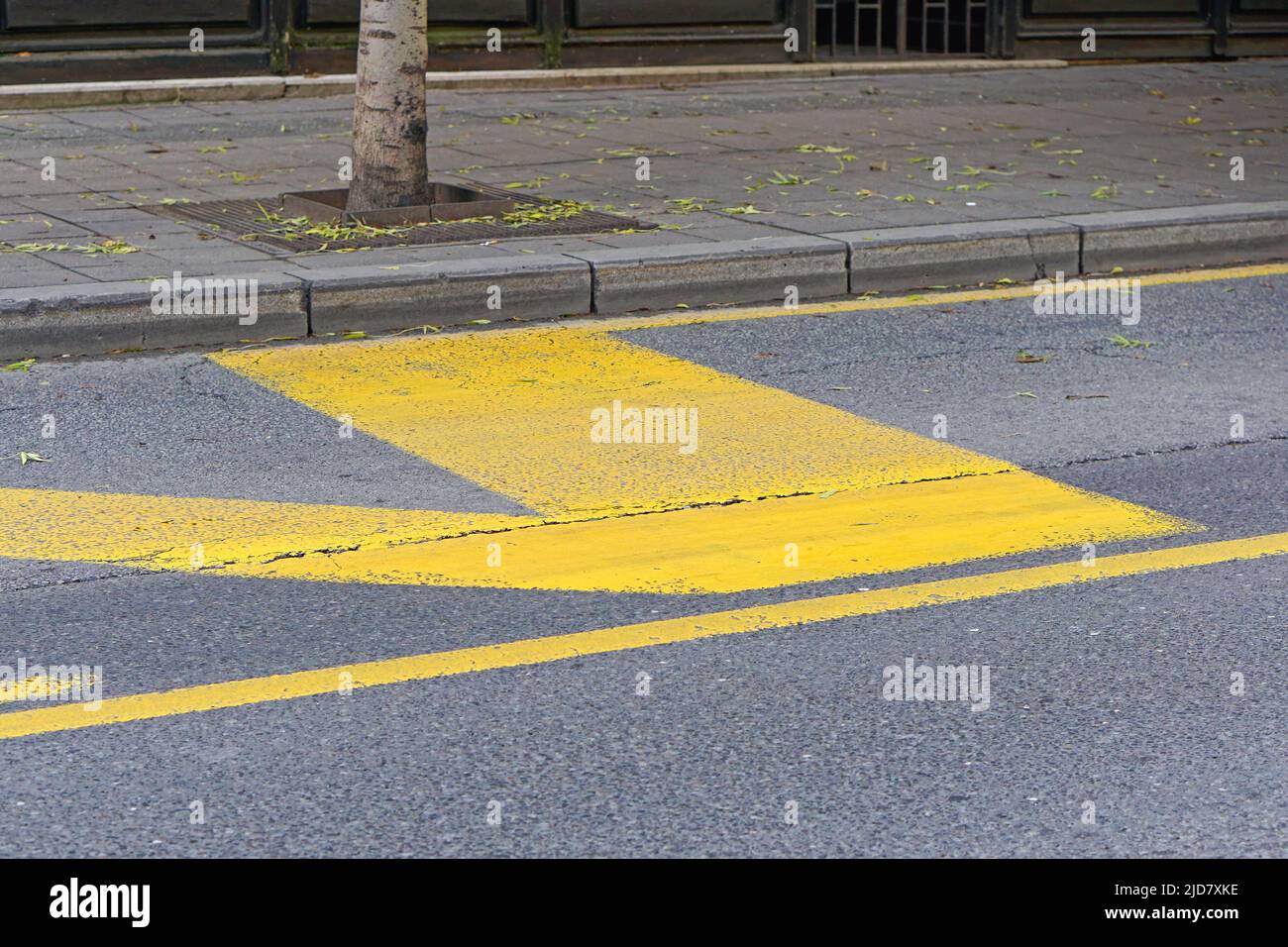Vivid yellow markings hi-res stock photography and images - Alamy