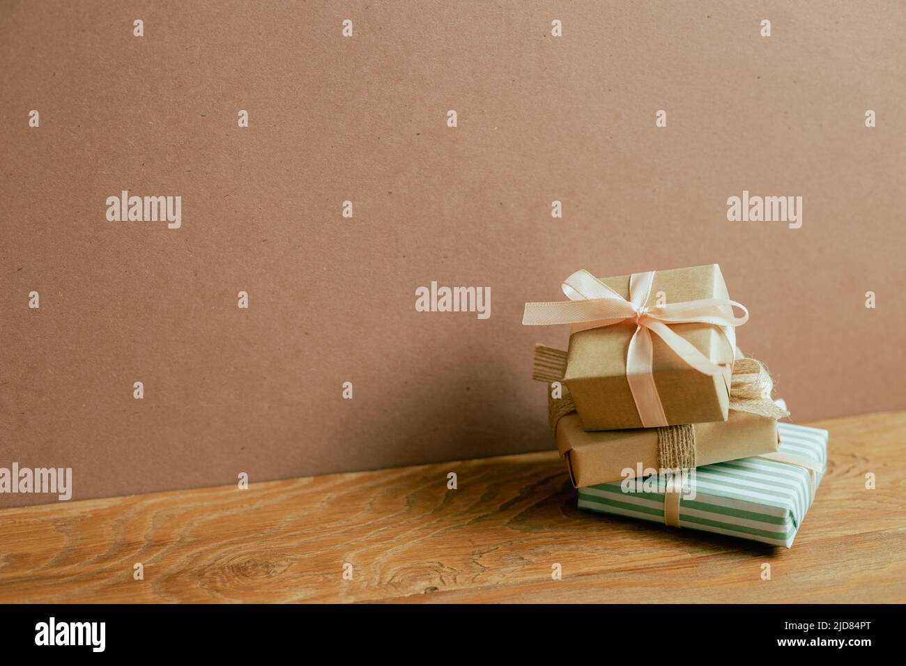 Card brown gift boxes hi-res stock photography and images - Alamy