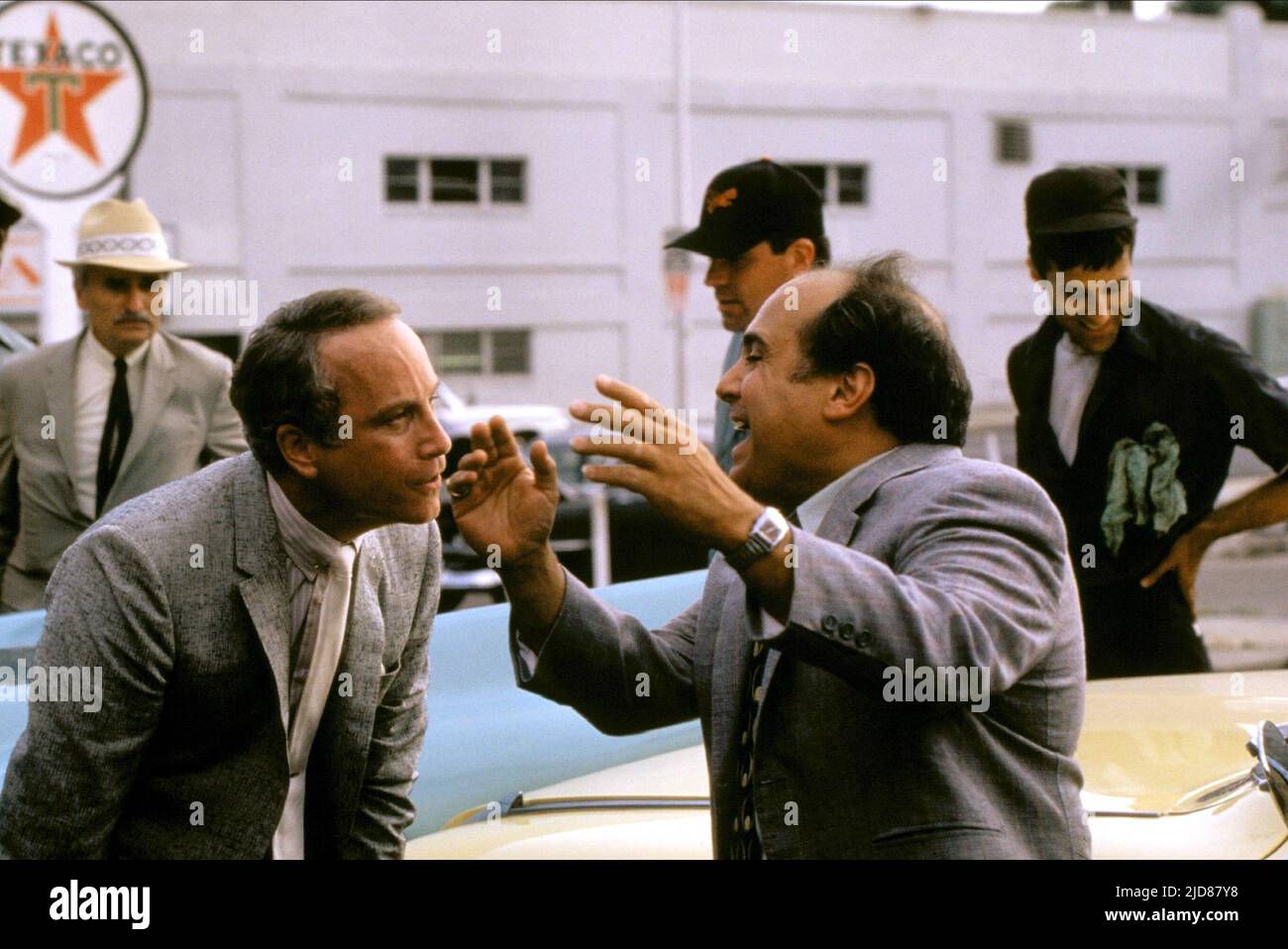 DREYFUSS,DEVITO, TIN MEN, 1987 Stock Photo - Alamy