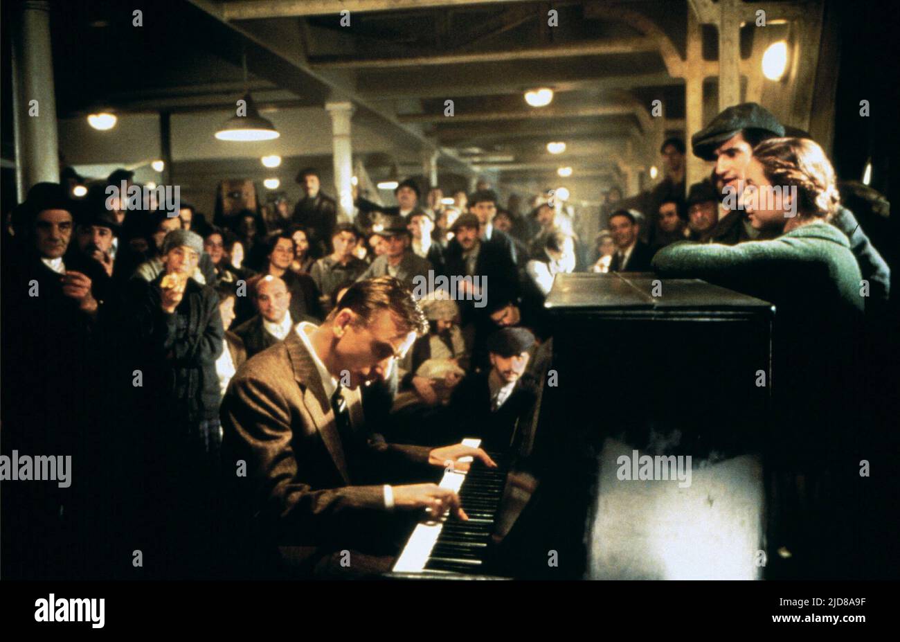 1900 1998 hi-res stock photography and images - Alamy