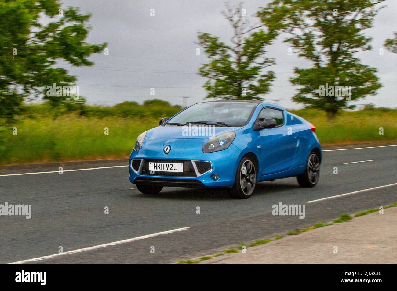 Supercars and specialist vehicles hi-res stock photography and images ...