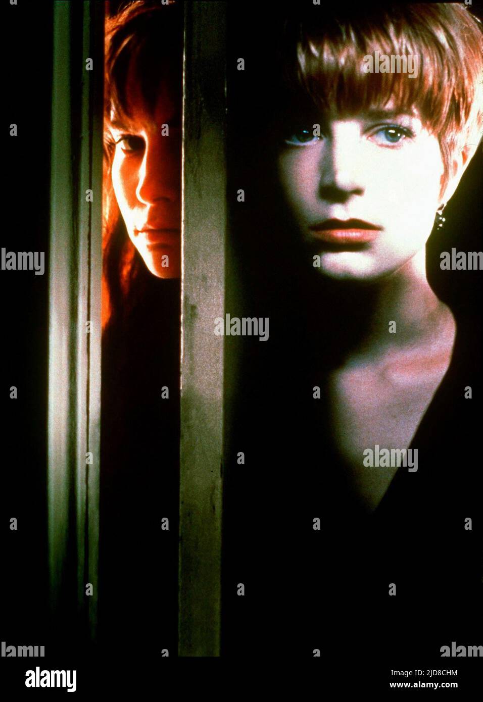 Single white female 1992 bridget fonda hi-res stock photography and ...