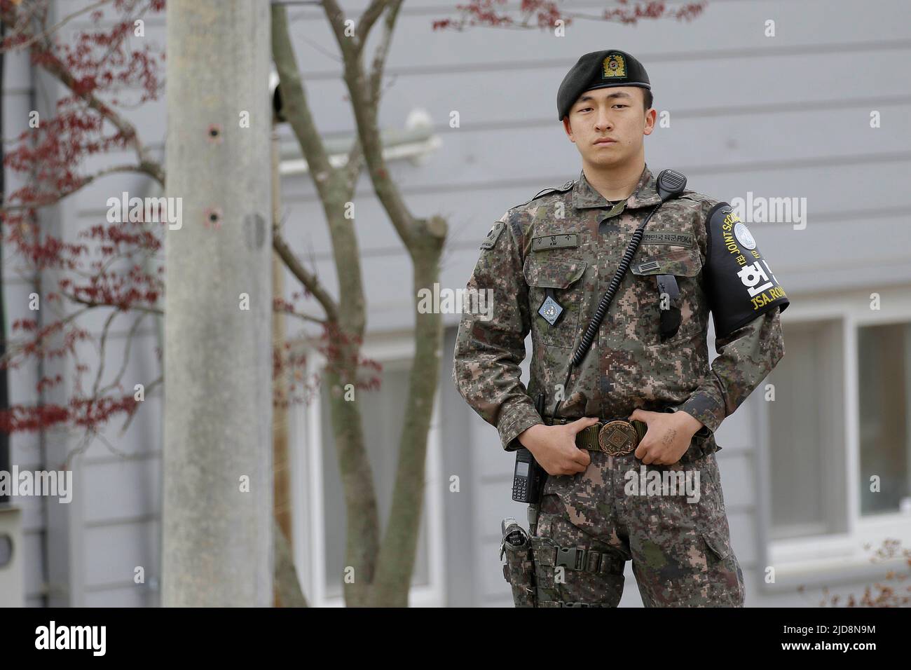 April 24, 2018-Paju, South Korea-South Korean Military stand guard ...