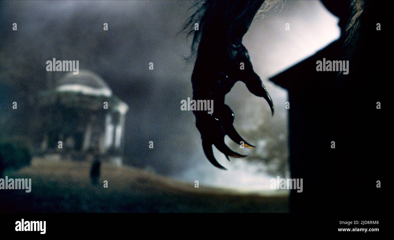 Werewolf movie hi-res stock photography and images - Alamy