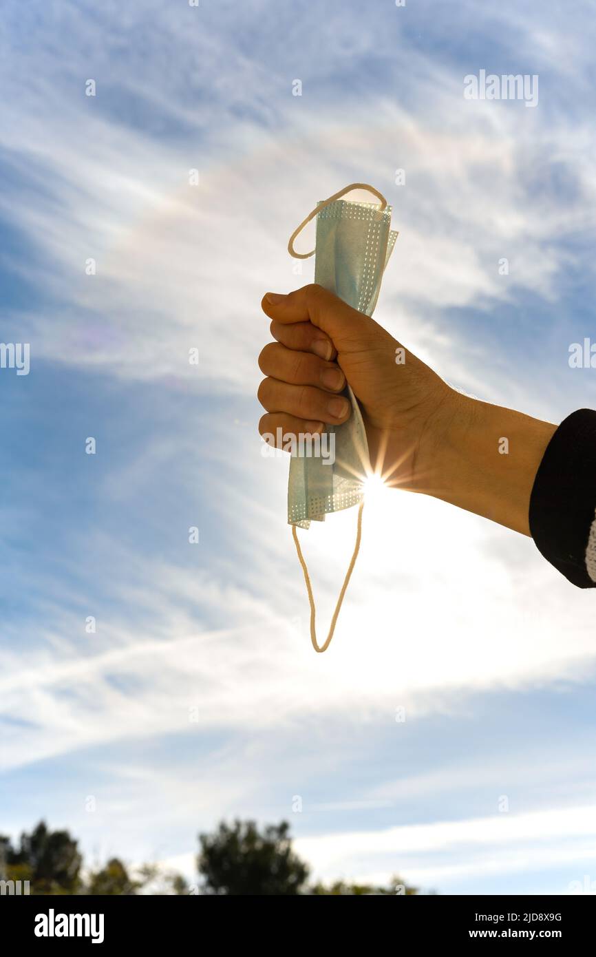 End of the use of the mask, end of the pandemic and end of the Covid 19 ...