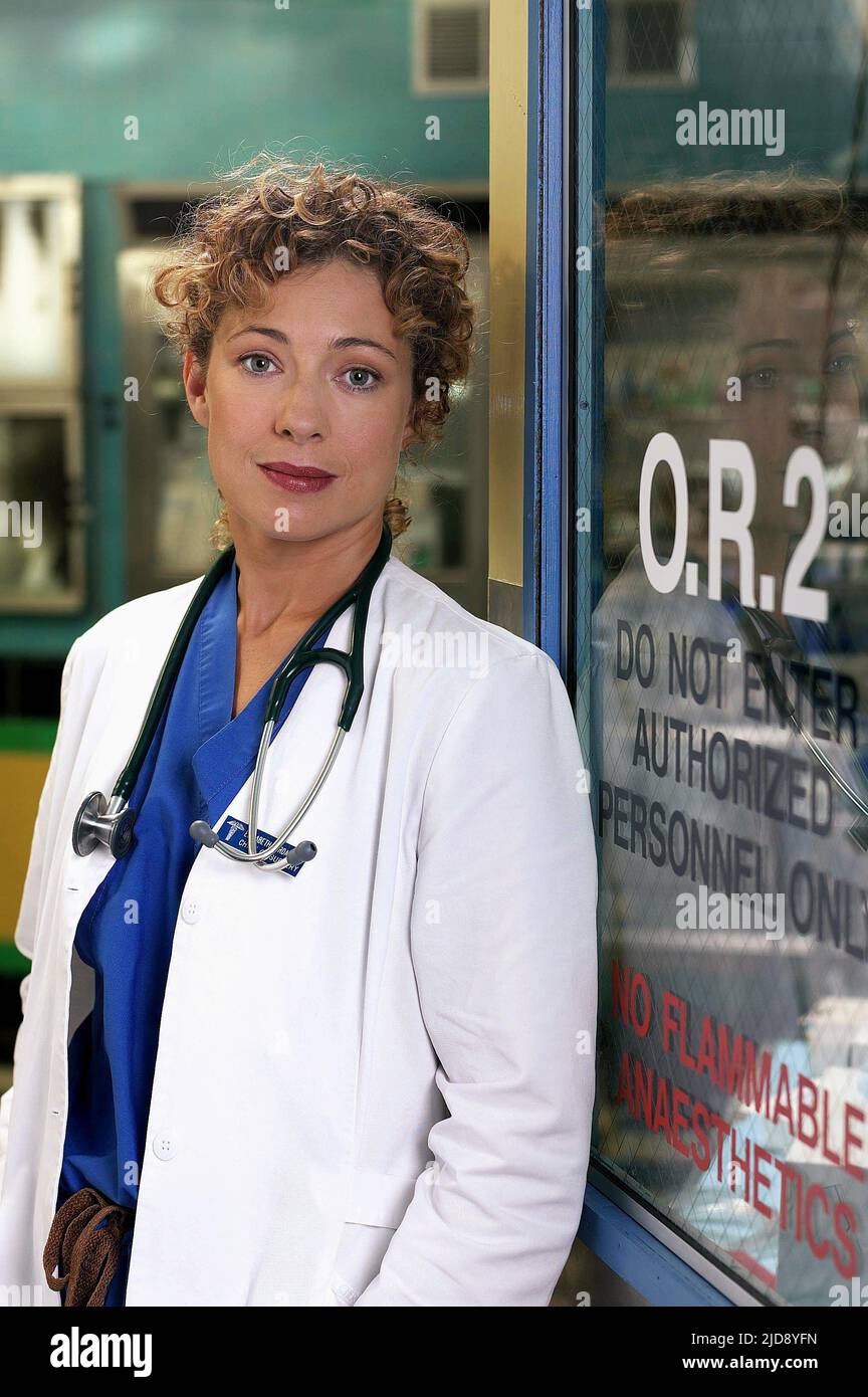 ALEX KINGSTON, ER : SEASON 8, 2001 Stock Photo - Alamy