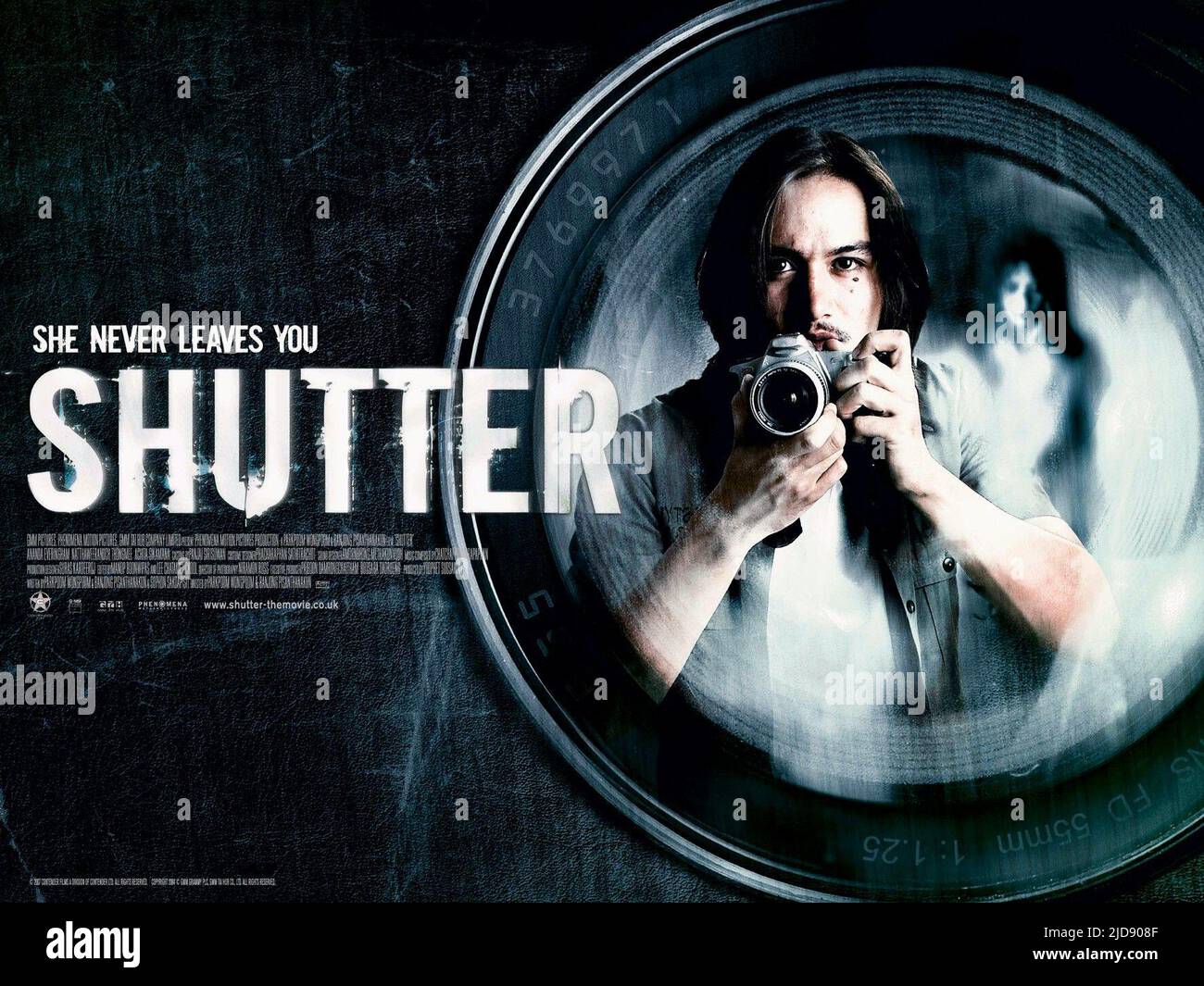 Shutter 2004 Poster