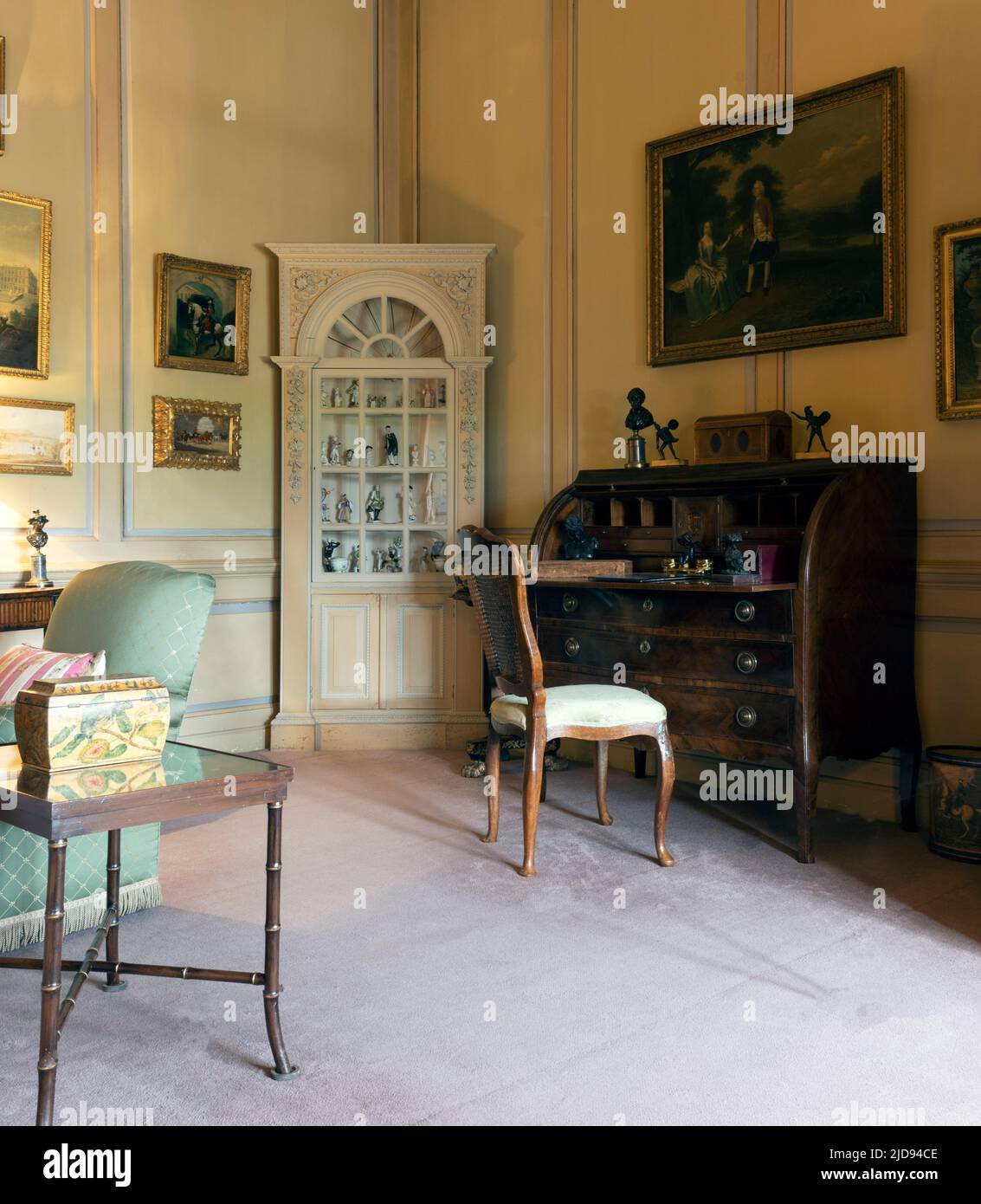 Interior view of the anti room in Wimpole Hall, Wimpole Estate ...