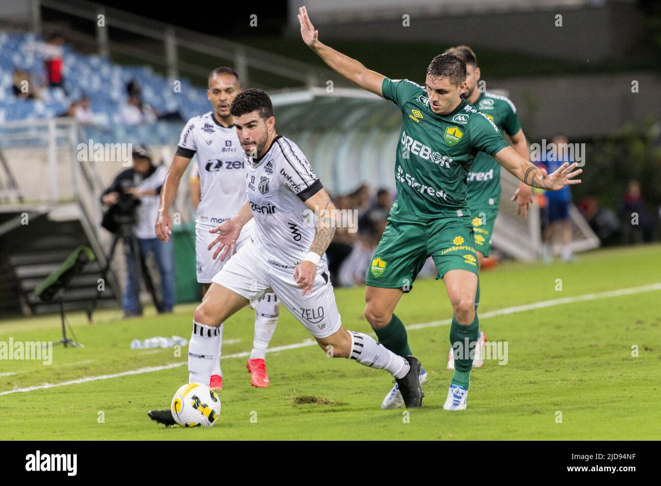 CUIABÁ, MT - 18.06.2022: CUIABÁ SAF MT X CEARÁ CE - Cuiabá faced this Saturday night (18), Ceará ...