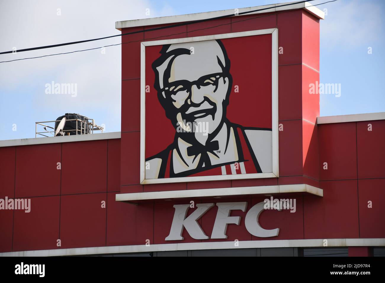 Kentucky fried chicken store hi-res stock photography and images - Alamy