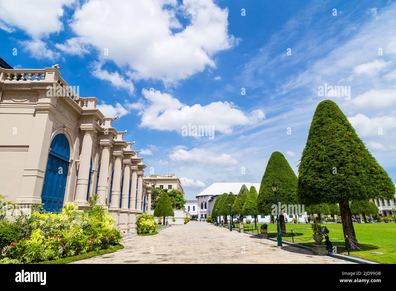 The Royal grand palace temple emerald architecture at bangkok, Thailand ...