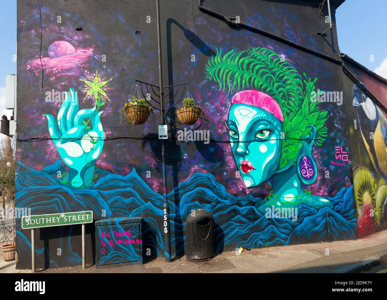 Penge street art hi-res stock photography and images - Alamy